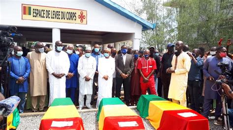 FNDC les victimes des dernières manifestations reçoivent des hommages Guinée Nondi