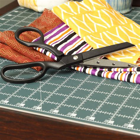 Gingher 8 Featherweight Dressmaker Shears