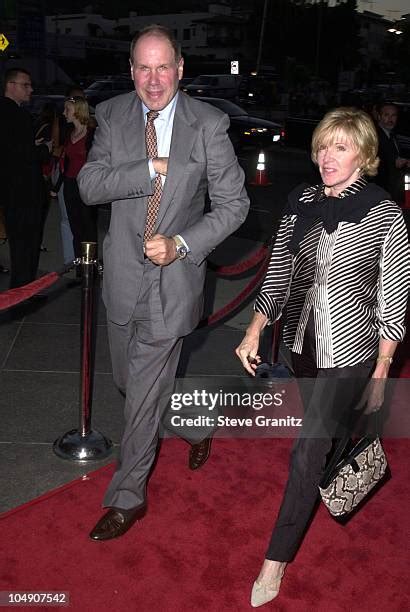114 Michael Eisner 2001 Photos And High Res Pictures Getty Images