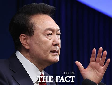 노태우보다 낮다취임 2주년 尹 지지율 24 한국갤럽 정치 기사 더팩트