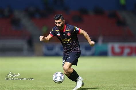 خبرورزشی‌گردی سینا اسدبیگی پرسپولیس باز هم قهرمان می‌شود کریم باقری