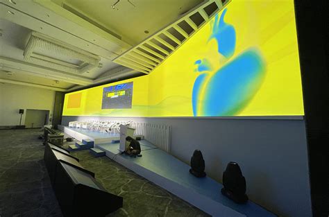 Projection Screens Saez Decom