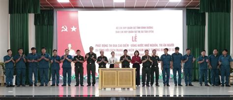 TX Tân Uyên Phát động thi đua cao điểm Uống nước nhớ nguồn tri ân
