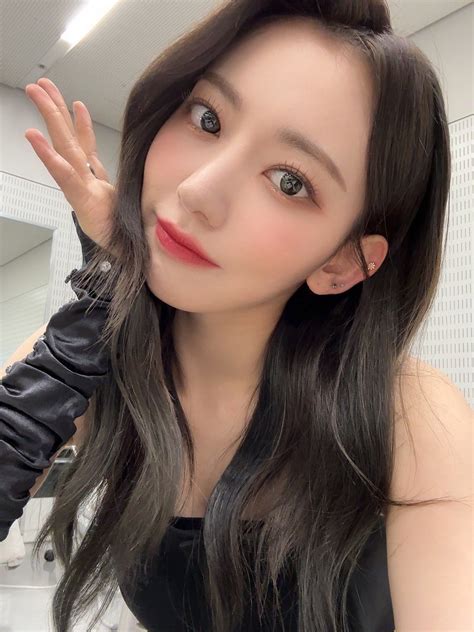Le Sserafim Pics On Twitter Sakura Weverse Update