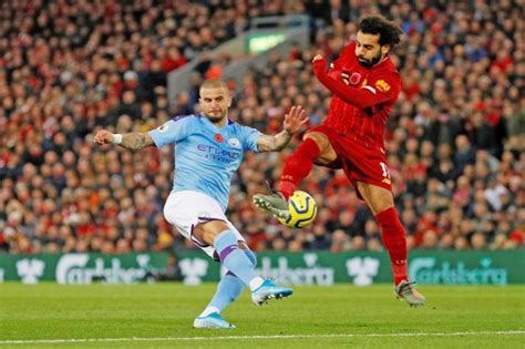 أسرع 10 لاعبين في الدوري الإنجليزي يلاكورة