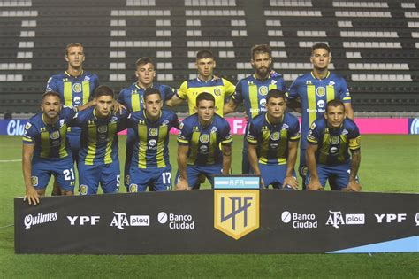 Luca Martínez Dupuy titular por primera vez con Rosario Central Mediotiempo