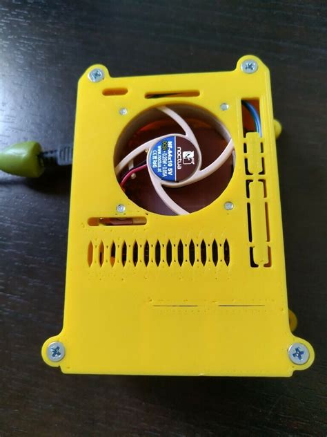 free 3d file raspberry pi3 pi2 and model b case with inside fan 🖥️・3d