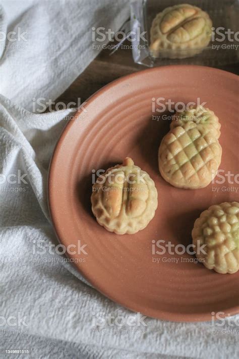 대만 파인애플 케이크 차와 함께 유명한 달콤한 맛있는 디저트 음식 닫고 공간 디자인을 복사합니다 0명에 대한 스톡 사진 및 기타