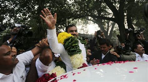 2g Case Verdict Cbi Court Acquits A Raja Kanimozhi And All Other