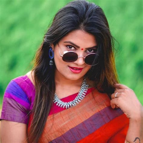 Jillunu Oru Beer Threads Say More