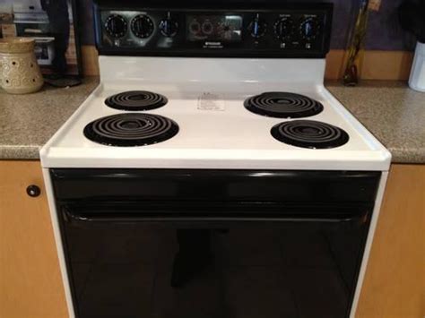 Frigidaire Black White Electric Range Stove Oven USED For Sale In