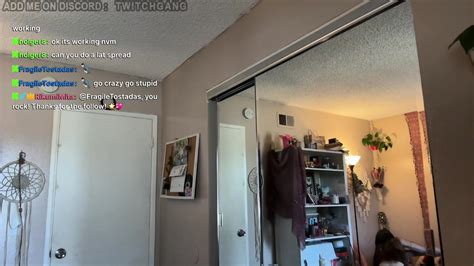 Twitch Streamer Accidental Nip Slips Pussy