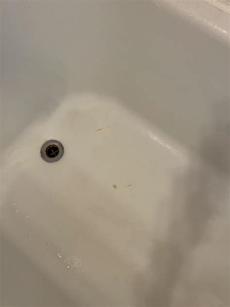 How To Remove Rust Colored Stains From Tub Looks Like The Outline Of A Brick But Im Not Sure