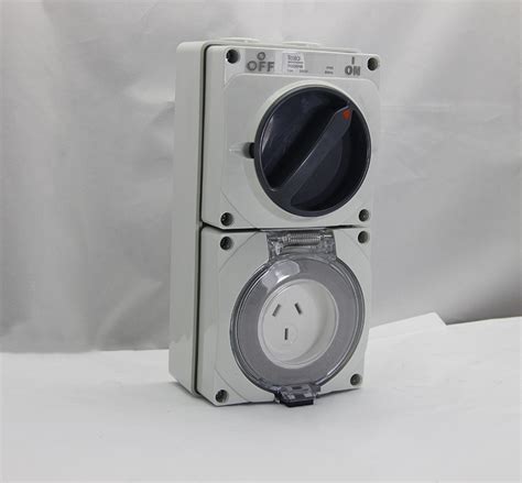 3 Pin Weatherproof Combination Isolator Switch Ip66 Isolator Switches Weatherguard And