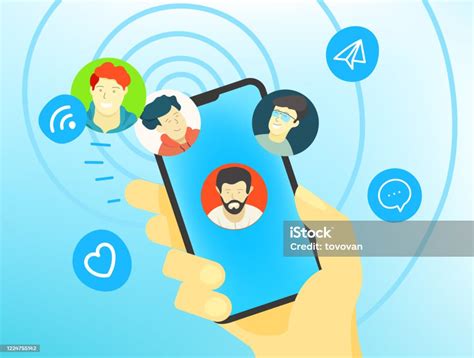 현대 스마트 폰과 인간의 손 소셜 네트워크 개념입니다 낙서 요소가 있는 플랫 일러스트레이션 공동체에 대한 스톡 벡터 아트 및 기타 이미지 Istock