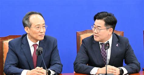 “일주일에 한번 식사하자”고 했지만 박찬대·추경호 첫 회동