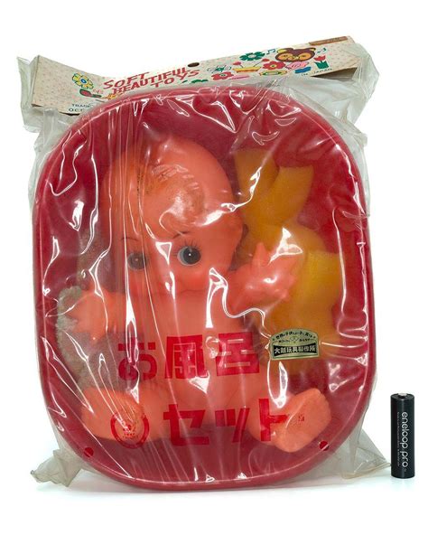 Vintage Japan 1960s Ogoshi Toys 9″ Kewpie Bathing Sofubi Doll Playset Toy Underground Store