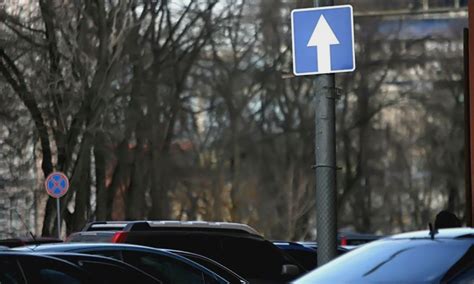 Всё про знак «Одностороннее движение