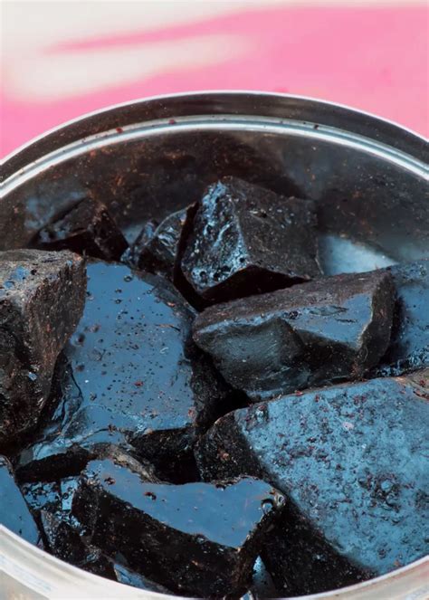 Amazing Shilajit Health Benefits You Need To Know