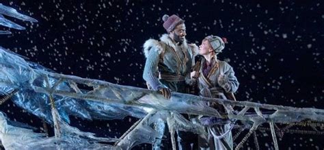 Video Frozen On Broadways Anna And Kristoff Perform Duet From