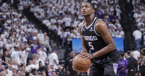 Kings Fans Overwhelmed By 1st Playoff Win Since 2006 As Steph Curry