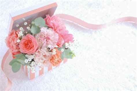 花言葉に「感謝」「ありがとう」の意味を持つ花は？花を贈るシチュエーションやポイントを紹介！