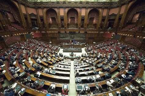Decretone Il Governo Incassa La Fiducia Alla Camera Su Reddito Di