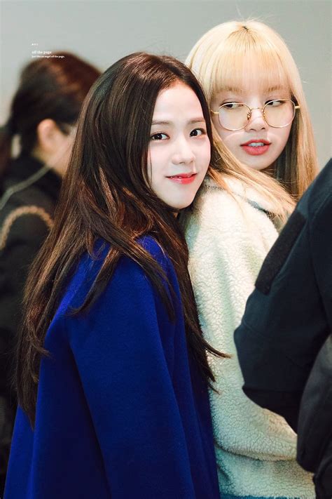Lisa Jisoo — Airport Jisoo Kimjisoo Lisa Lalisamanoban Lisoo