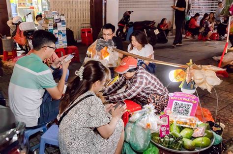 Vì sao thanh toán QR Code trở thành xu hướng