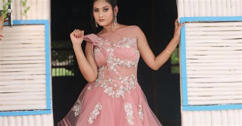 Bigg Boss Ott 3 शिवानी कुमारी के बालों में घरवालों को मिलीं जूं और फिर