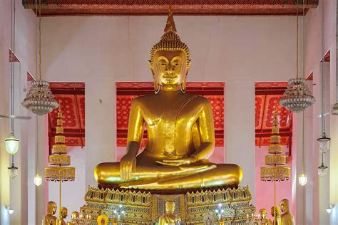 วัดมหาธาตุยุวราชรังสฤษฎิ์ ราชวรมหาวิหาร กรุงเทพมหานคร
