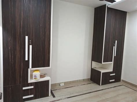 Wooden 4 Doors Ply Board Almirah Wardrobe Without Locker At Rs 950 Sq