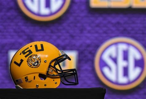 Lsu Football Adding Former Defensive Lineman To Coaching Staff
