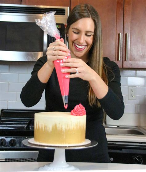 Cake Decorating Tools - The Essential Tools You Need