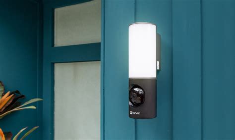 EZVIZ Kamera monitorująca IP z lampą LED LC3 Inteligentne kamery
