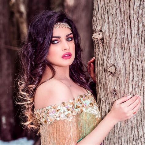Himanshi Khurana Age Wiki Bio Wiki Height Career