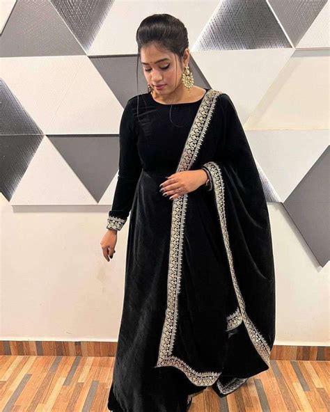 Original 9000 Velvet Black Velvet Suit