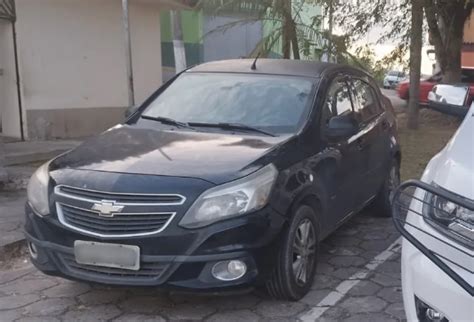 Homem Rouba Carro Para Ficar Na Cadeia Com Irmão E Pede Para Vítima
