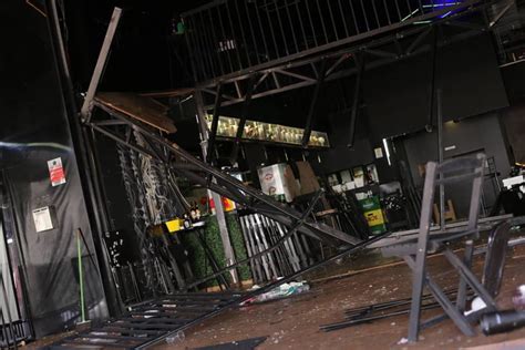Mezanino de bar desaba e deixa pessoas feridas no DF Metrópoles