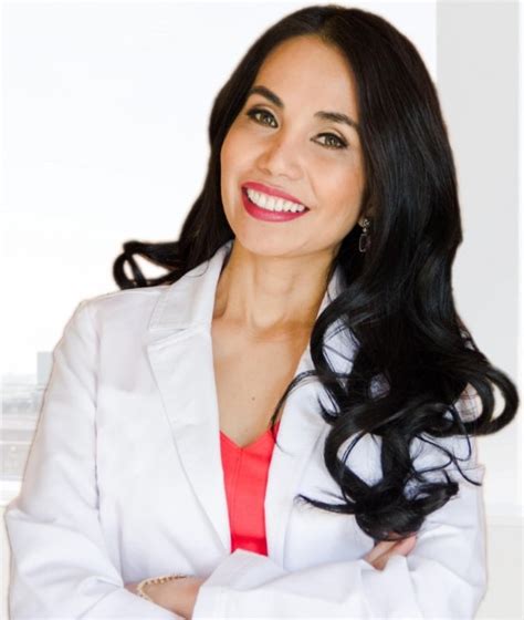 Maritess Pecson Mauricio Dermatologia