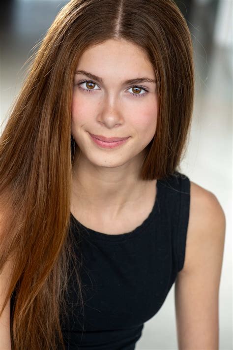 Barefoot Model And Talent Agency Caitlin Ferguson