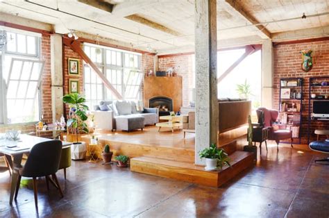 4 Easy Ways To Take Better Photos Of Your Space According To A Vrbo