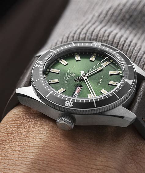 Waterbury Dive Automatic 40mm Leather Strap Watch Timex Eu
