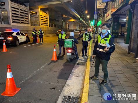 中和警取締改裝排氣管等交通違規 守護民眾夜間交通秩序