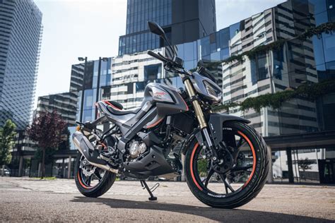 Nueva Qj Motor Srk S Atrevida Naked Con Cv Por