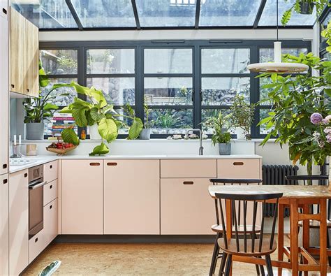10 Beautiful Glass Kitchen Extensions For All Homes And Budgets