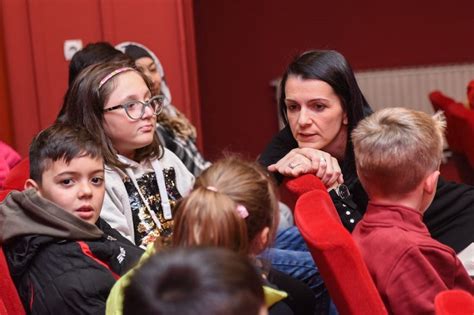 Костадиновска Стојчевска на Светскиот ден на детето Наша обврска е секое дете да има исти