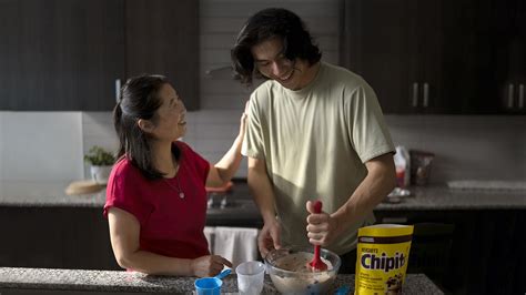 Hersheys Chipits Baking Chips And Recipes Hersheyland Canada