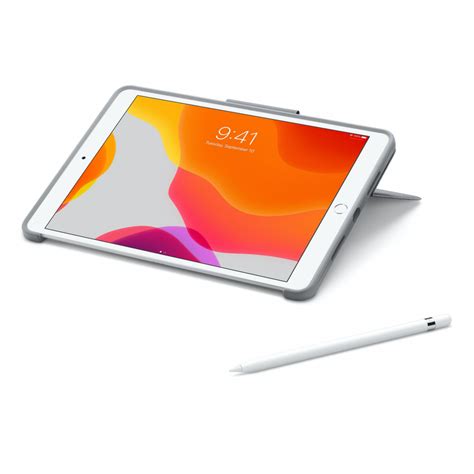 Logitech Unveils New Combo Touch Keyboard Case With A Trackpad For Latest Ipad And Ipad Air