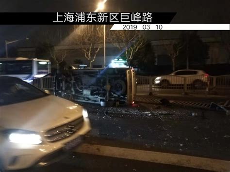 车辆侧翻发生险情 宗保特保妥善处置 金桥辅警协助处理交通事故 公司新闻 上海宗保保安服务有限公司 城市保安综合服务提供商